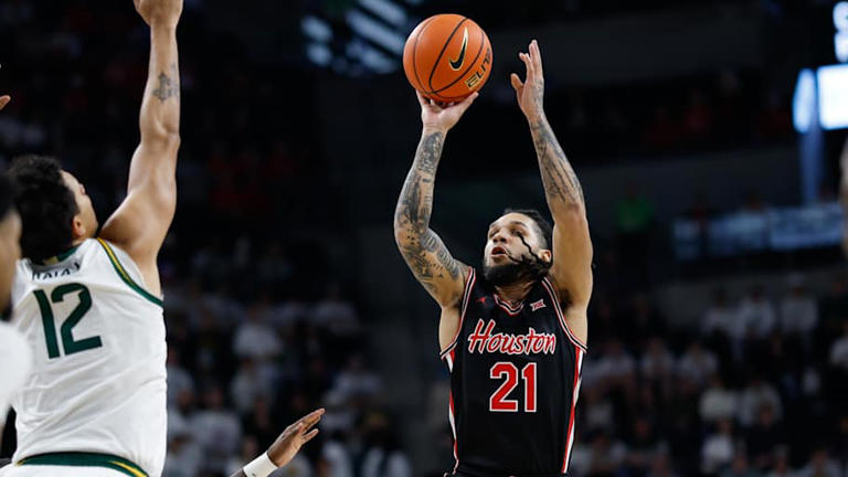 No. 7 Houston Cougars vs West Virginia Mountaineers live updates, box score