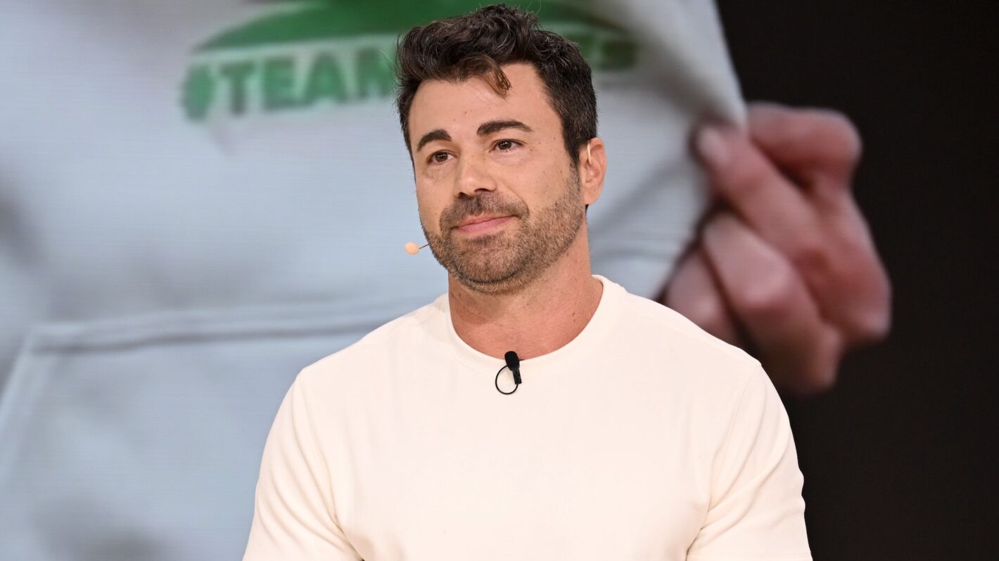 Is Mark Rober married? All about the ‘CrunchLabs’ star’s love life