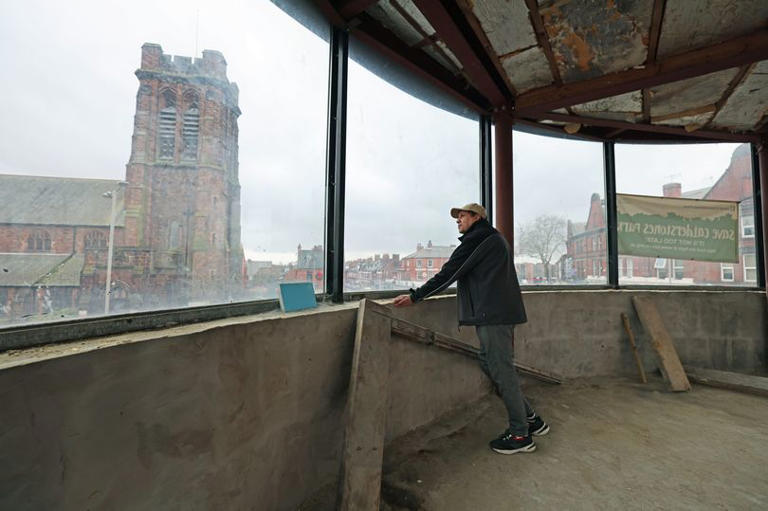 One man's 'dream' has left world-famous Liverpool landmark empty for 23 ...