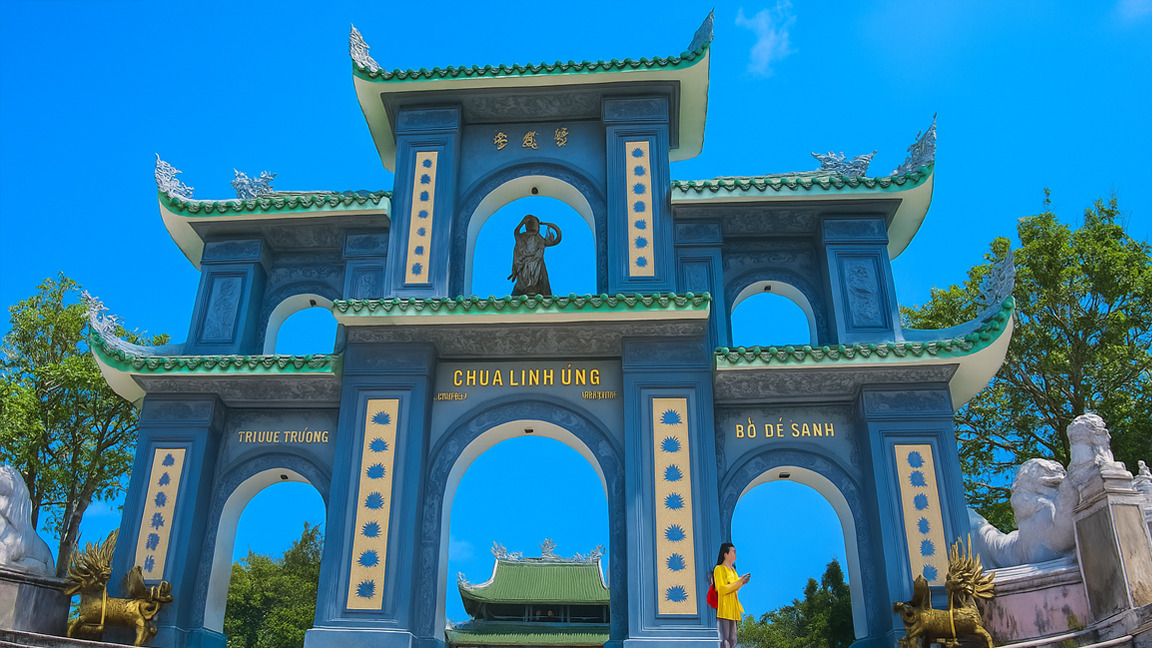 Menjelajahi Pagoda Linh Ung di Da Nang