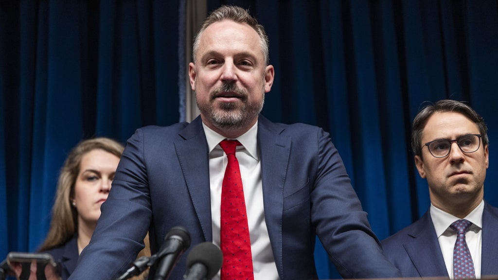 'Darkest day' for rule of law: Ex-federal prosecutors react to US ...