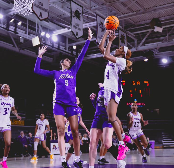 Fauntleroy scores 21, leads Pirates over Tulsa, 79-48