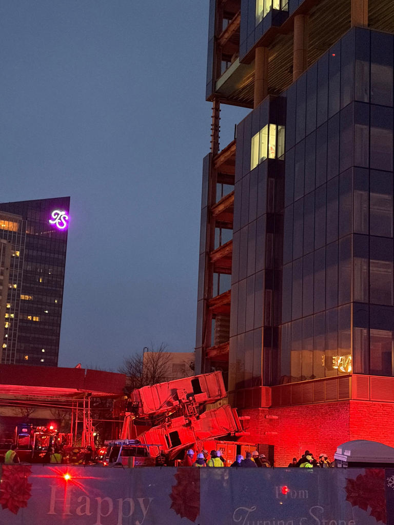 Construction elevator collapses at Turning Stone Casino, injuring 5 ...