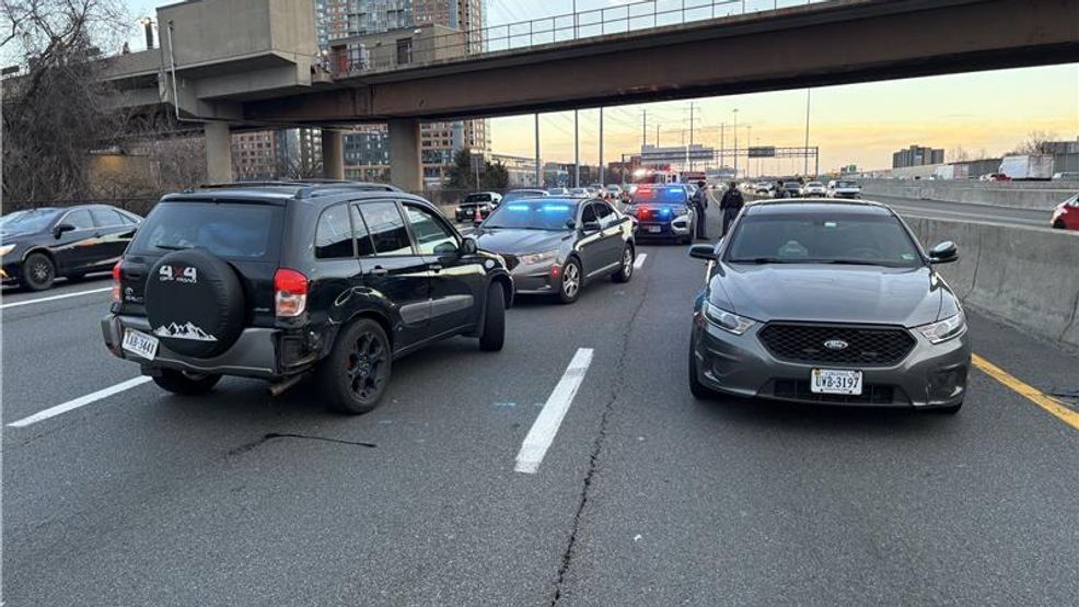 Abduction suspect caught after car chase in Fairfax County