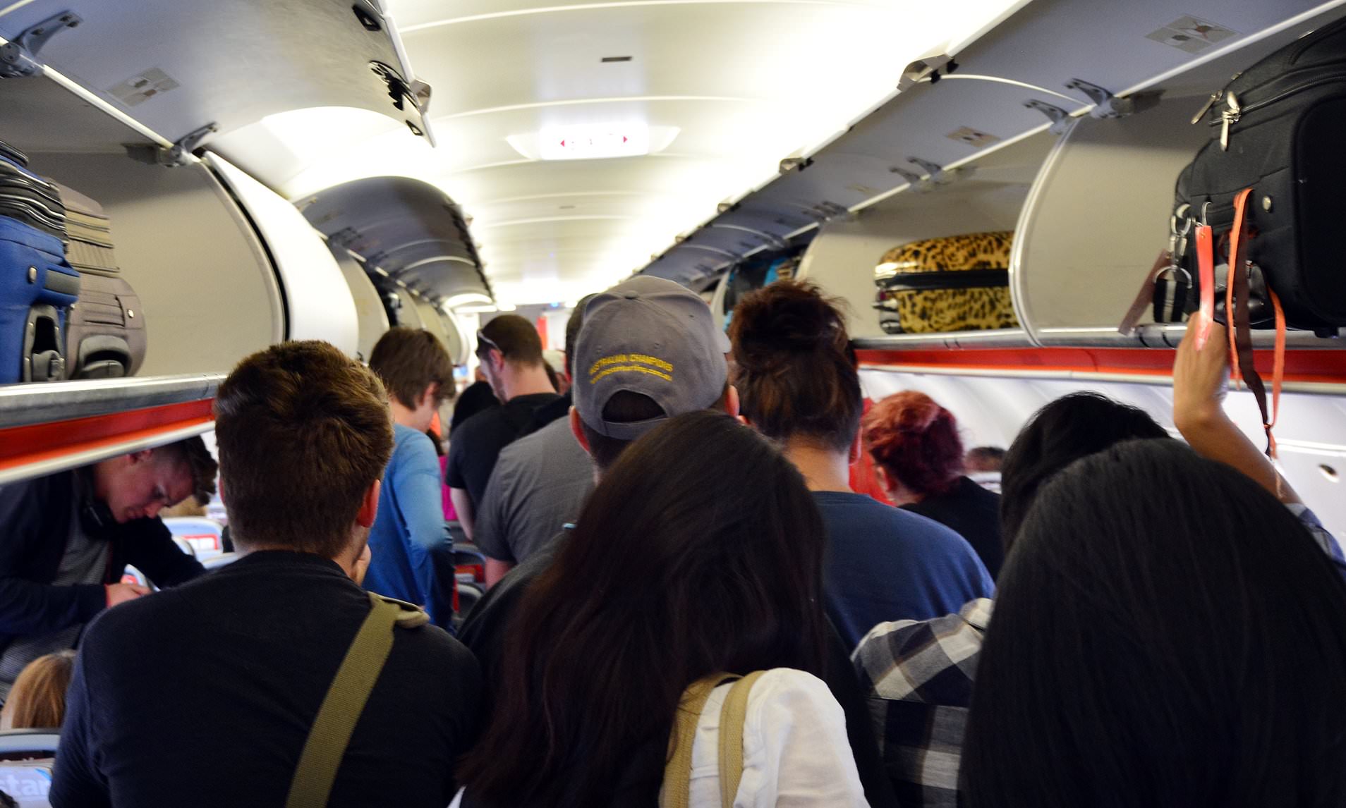 Are you guilty of being 'aisle lice'? The infuriating plane trend that ...
