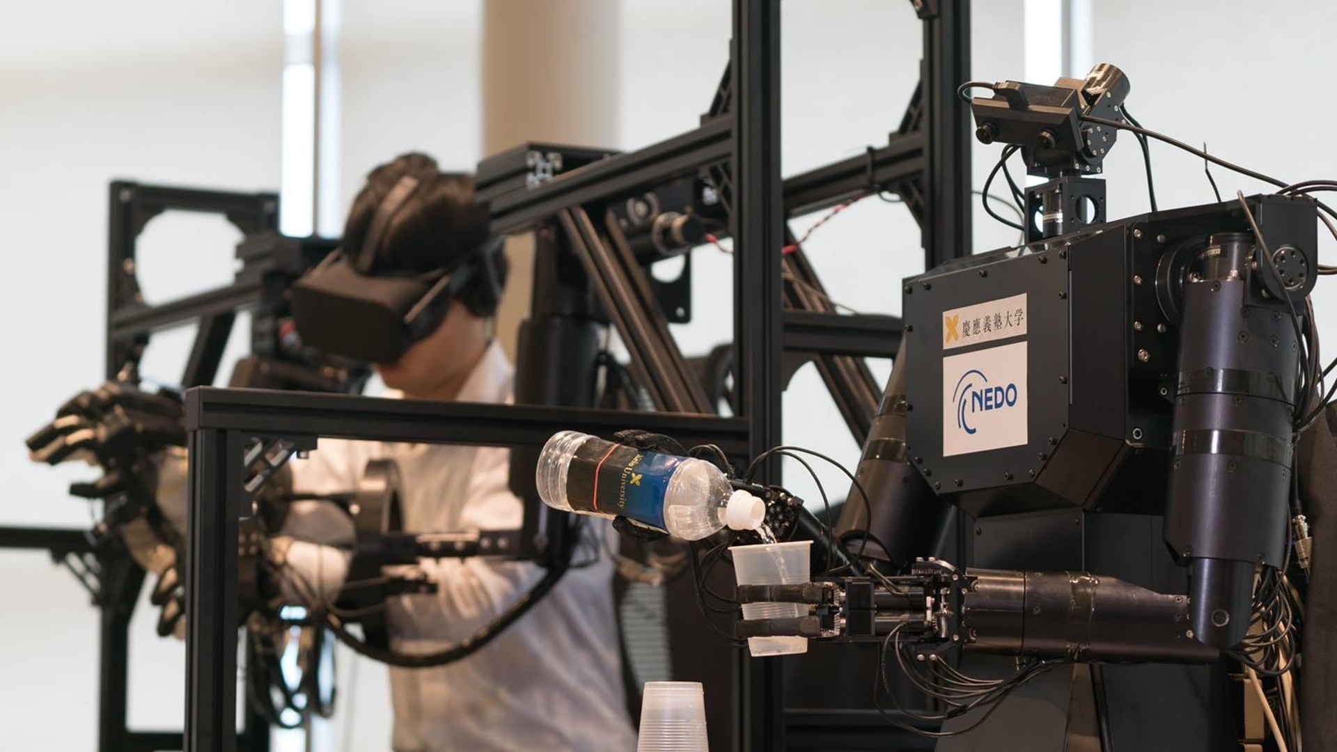 New adaptive system lets robots replicate human touch with far less ...