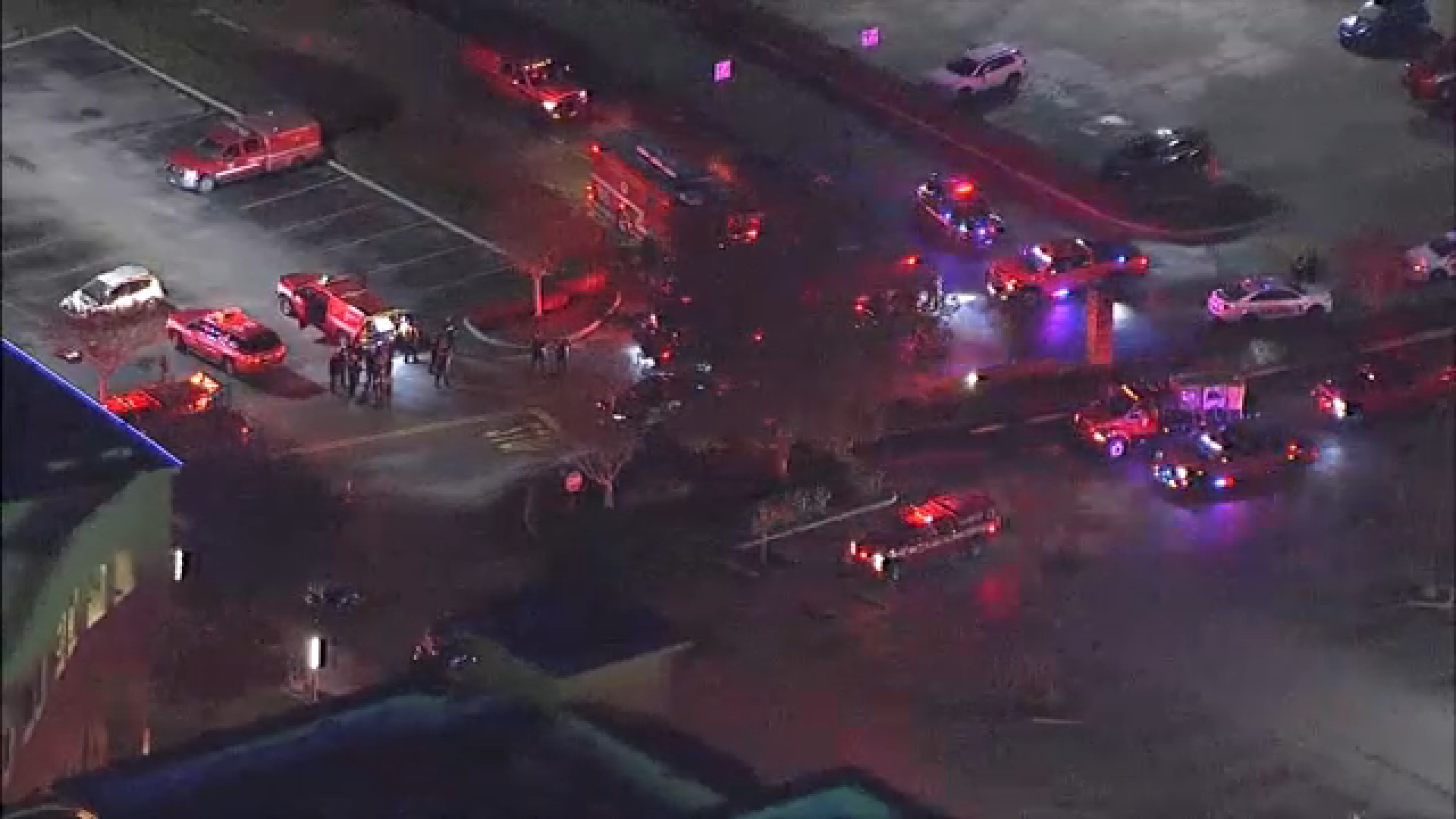 Memorial City Mall reopened after ammonia leak contained, HFD says