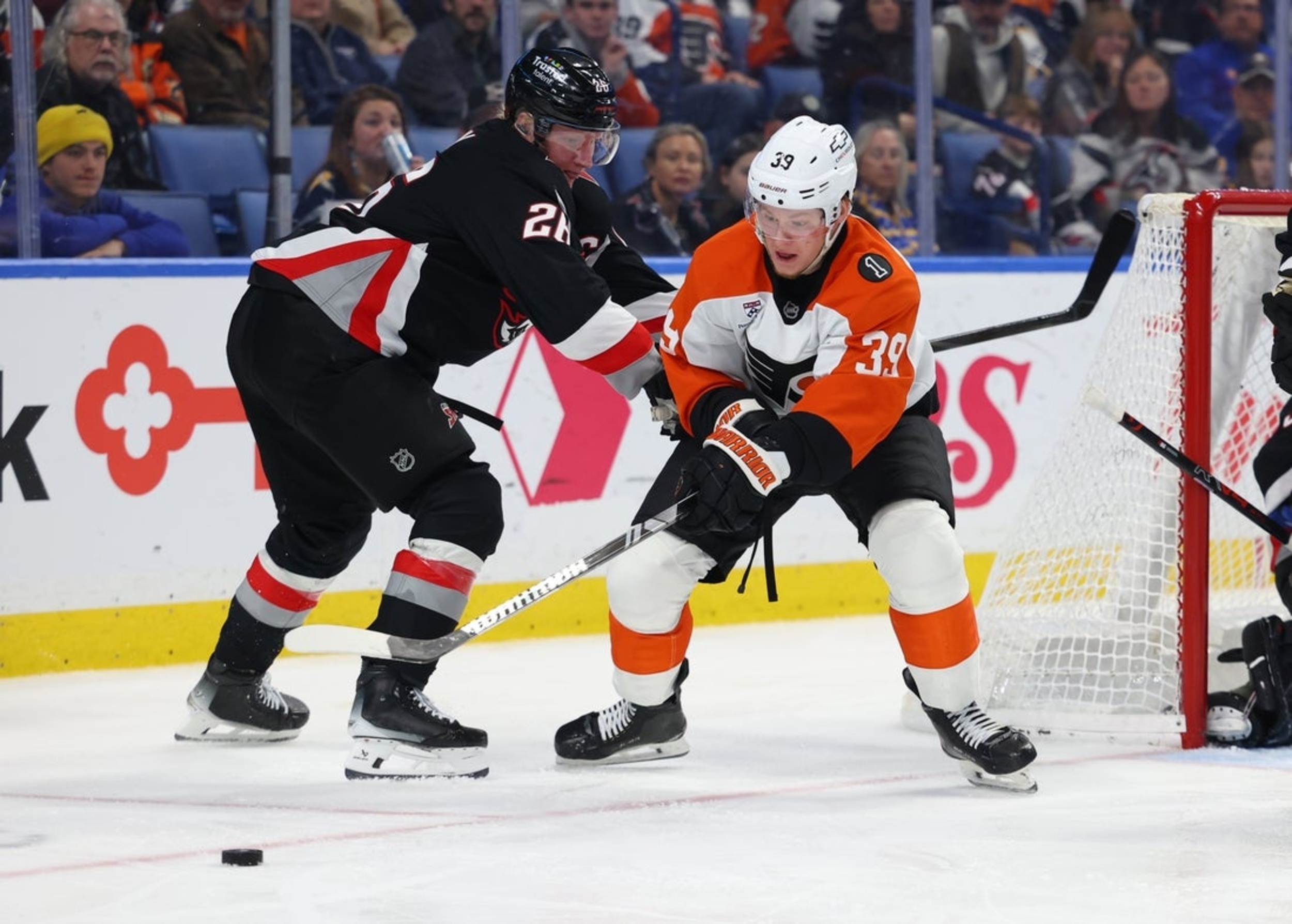 Flyers aim to halt skid vs. torrid Sabres