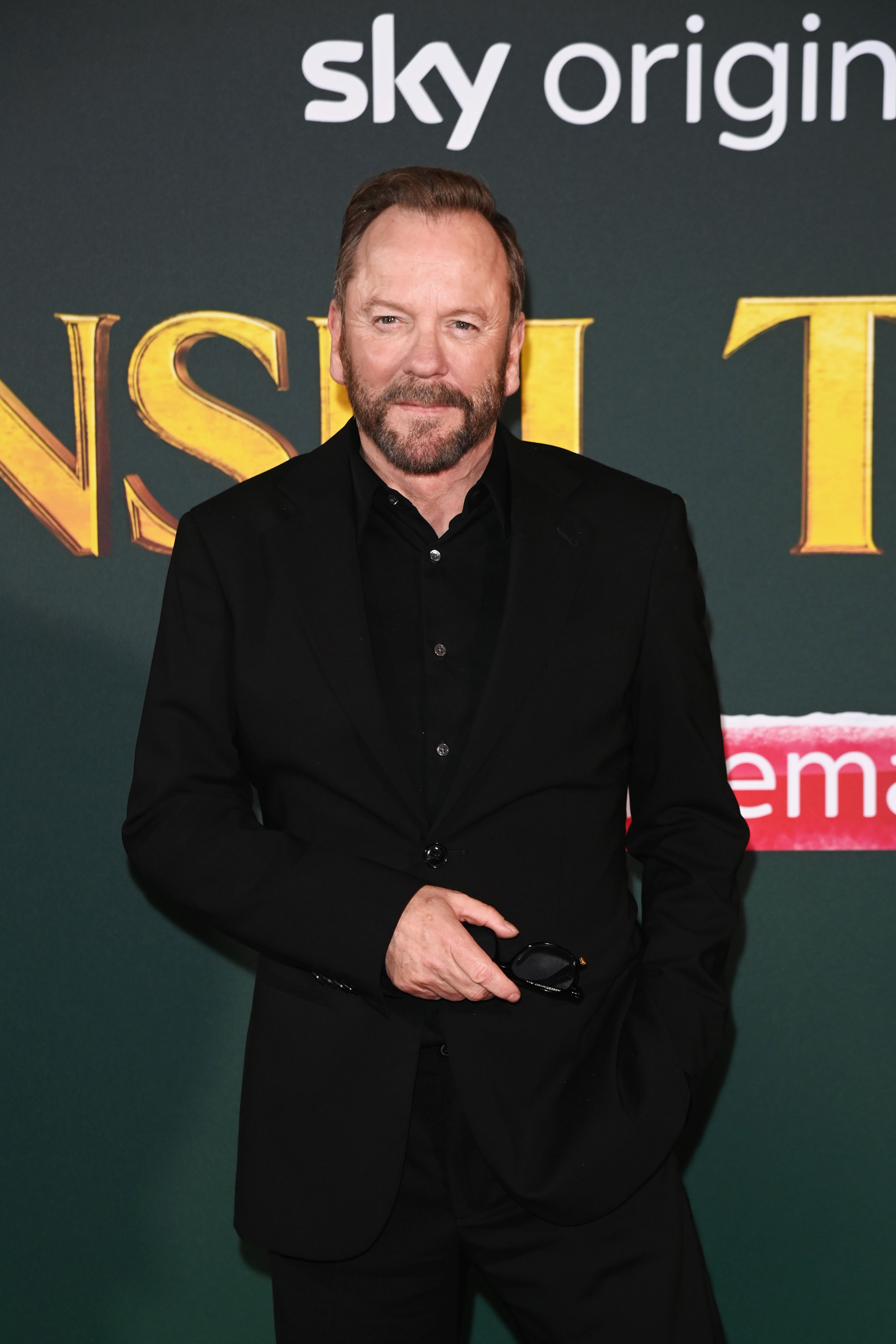 Kiefer Sutherland arrested for allegedly assaulting LA rideshare driver