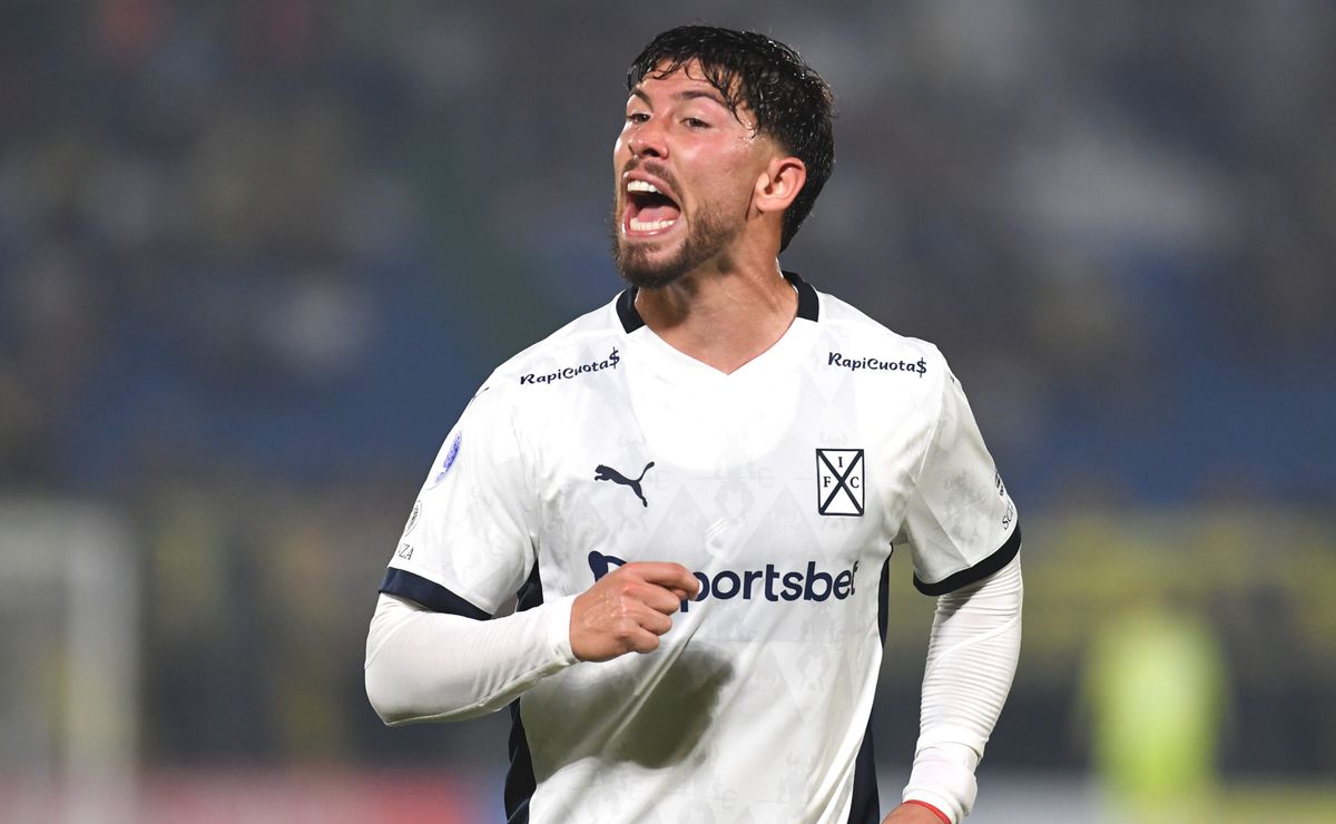 Gustavo Quinteros mete presión en Independiente por la venta de Felipe ...