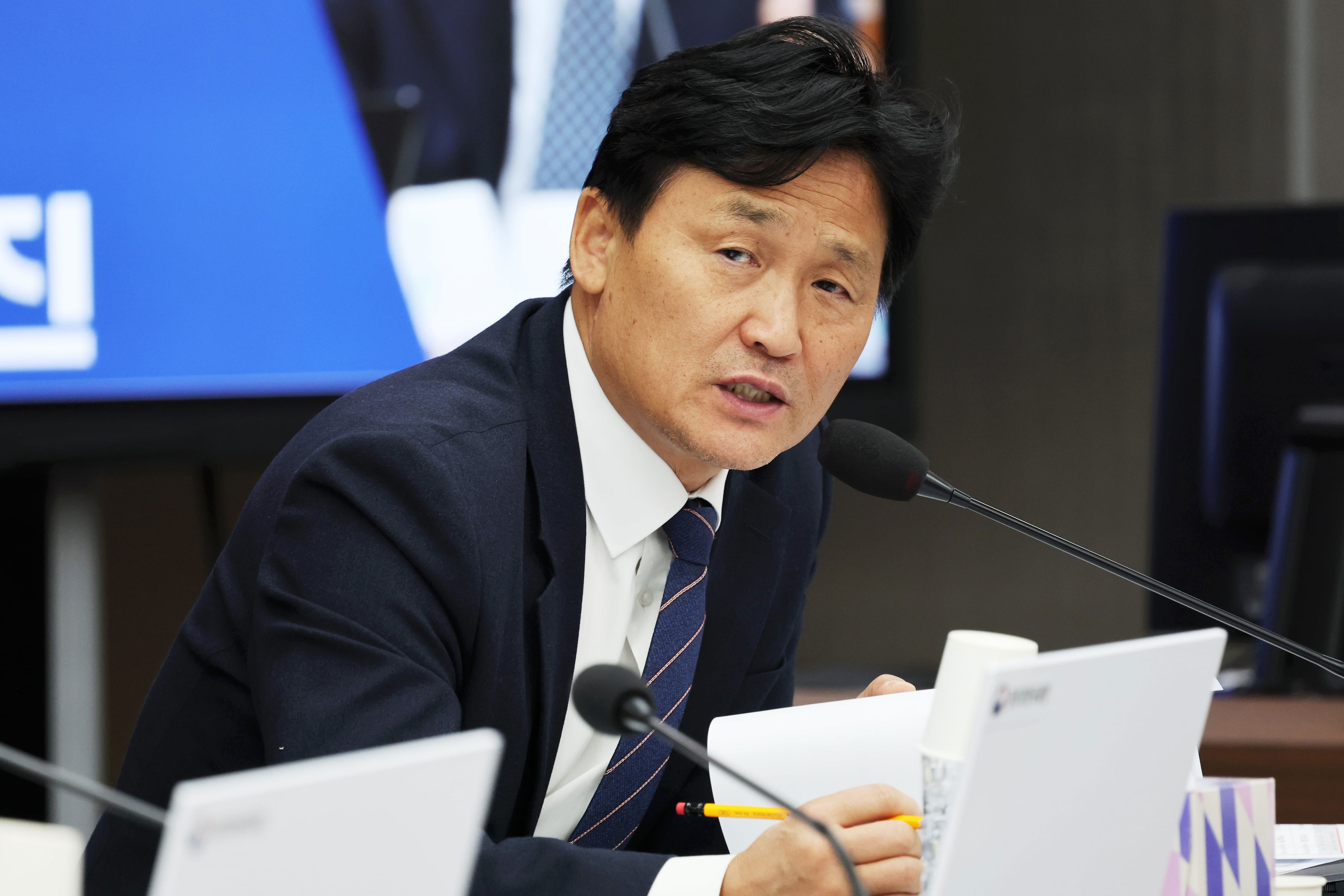 Democratic Party's Kim Young-jin backs Serious Crimes Agency's ...