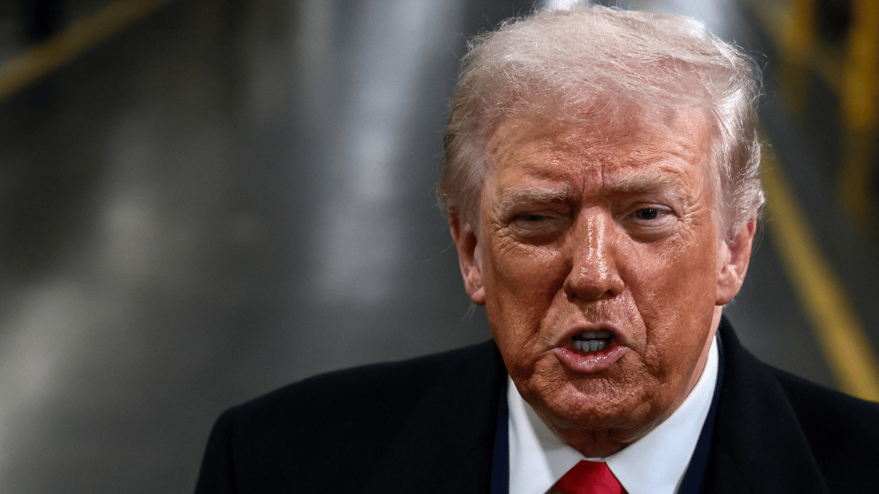 Trump warns Iran of 'very strong action' over executions of protesters