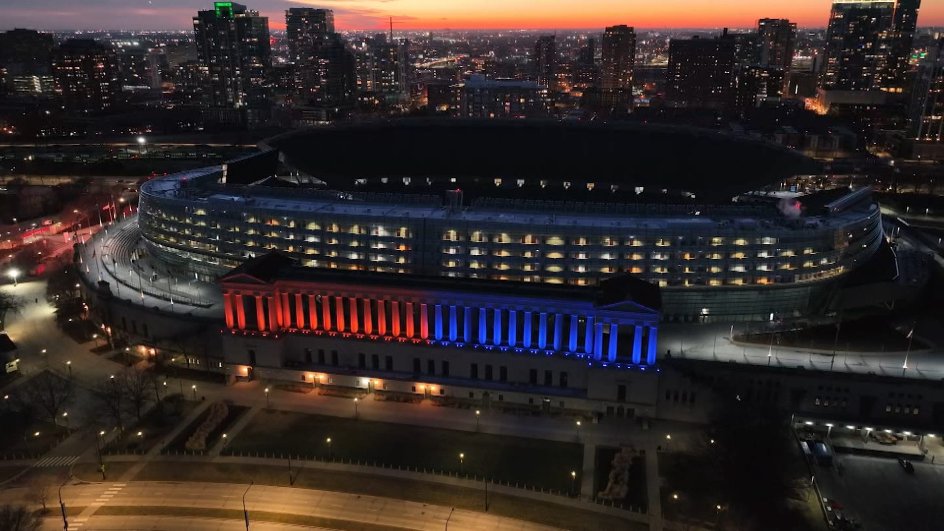 Chicago skyline lights up in orange and blue for Bears playoff run