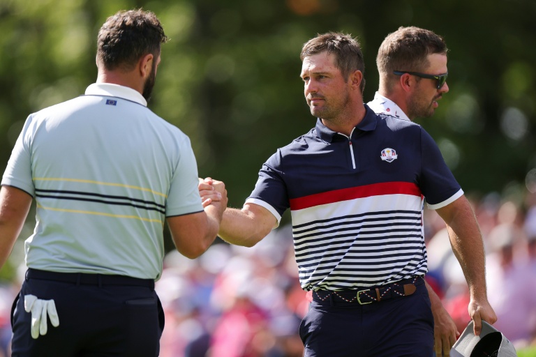 Rahm, DeChambeau, Smith snub PGA Tour offer to stay with LIV