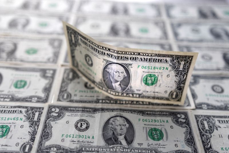 Dollar rebounds with CPI data in line, bankers back Powell