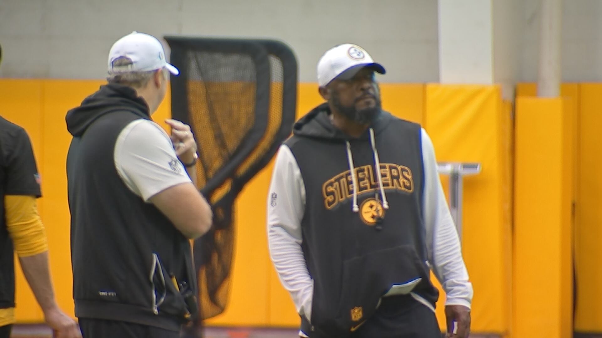 'A lot of emotions,' fans react to Mike Tomlin’s decision to step down ...