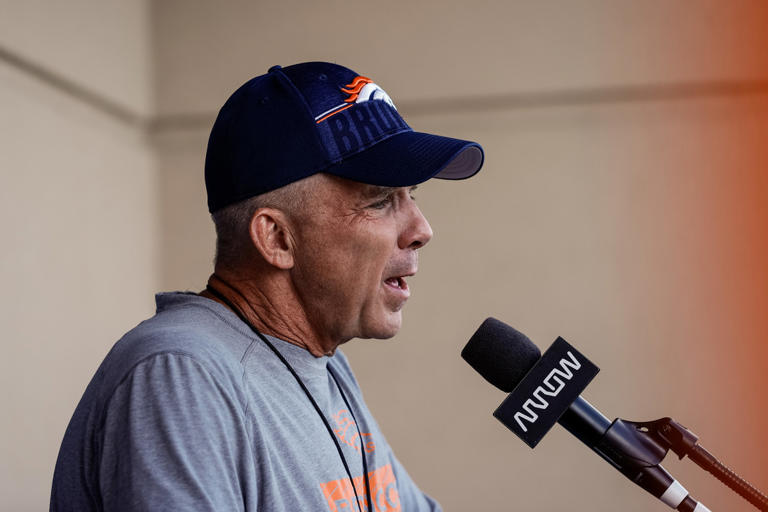 Broncos make QB addition after demoralizing Bo Nix injury