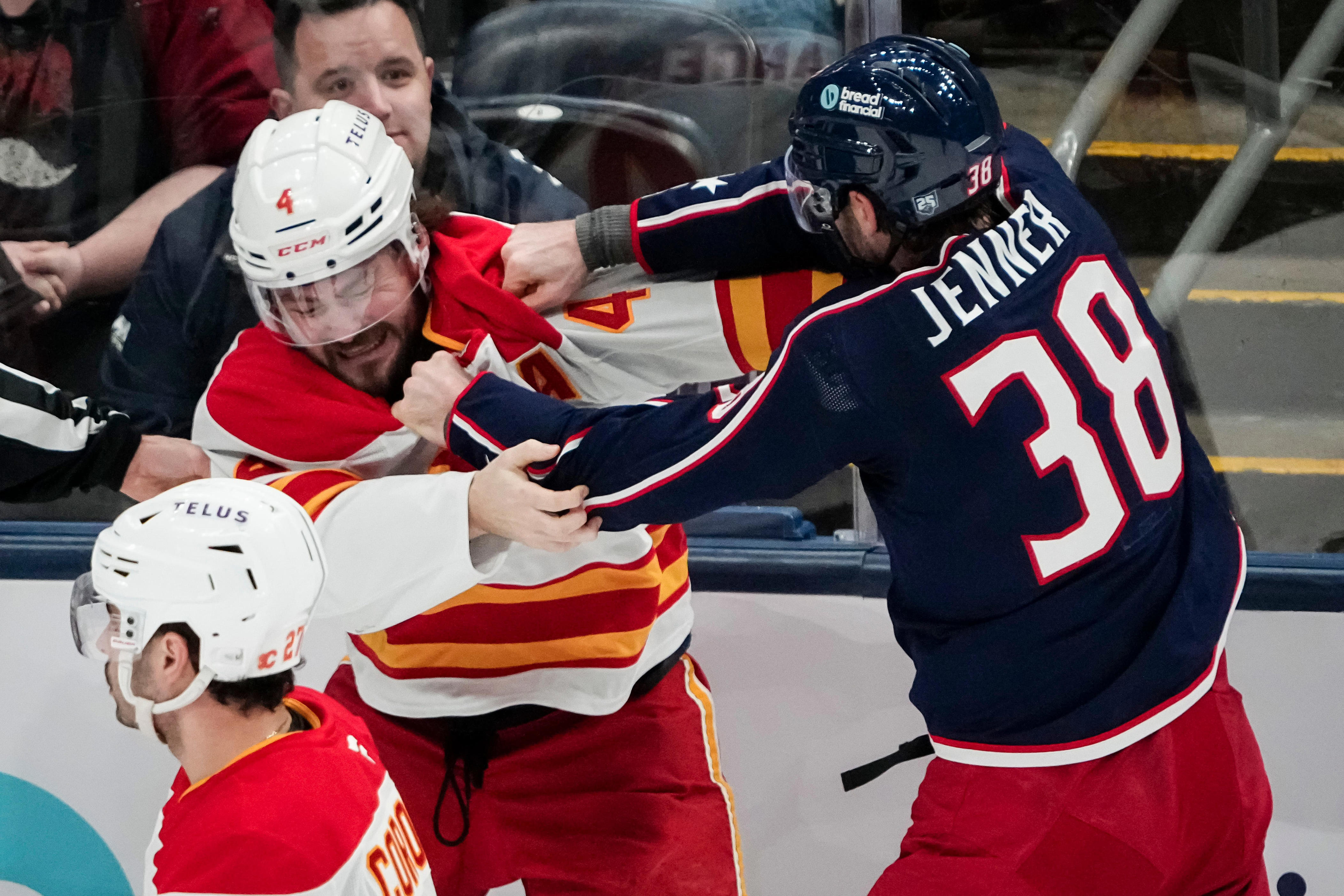 Boone Jenner leads Blue Jackets to win in Rick Bowness' debut
