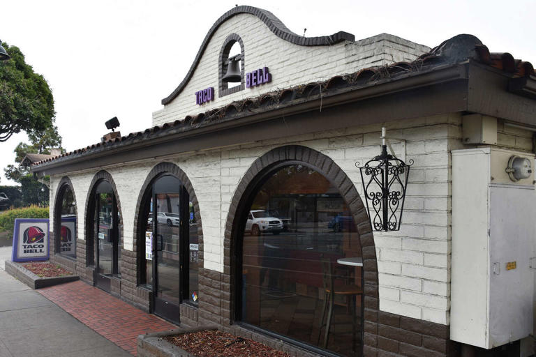 Historic Bay Area Taco Bell, site of longtime urban legend, to close