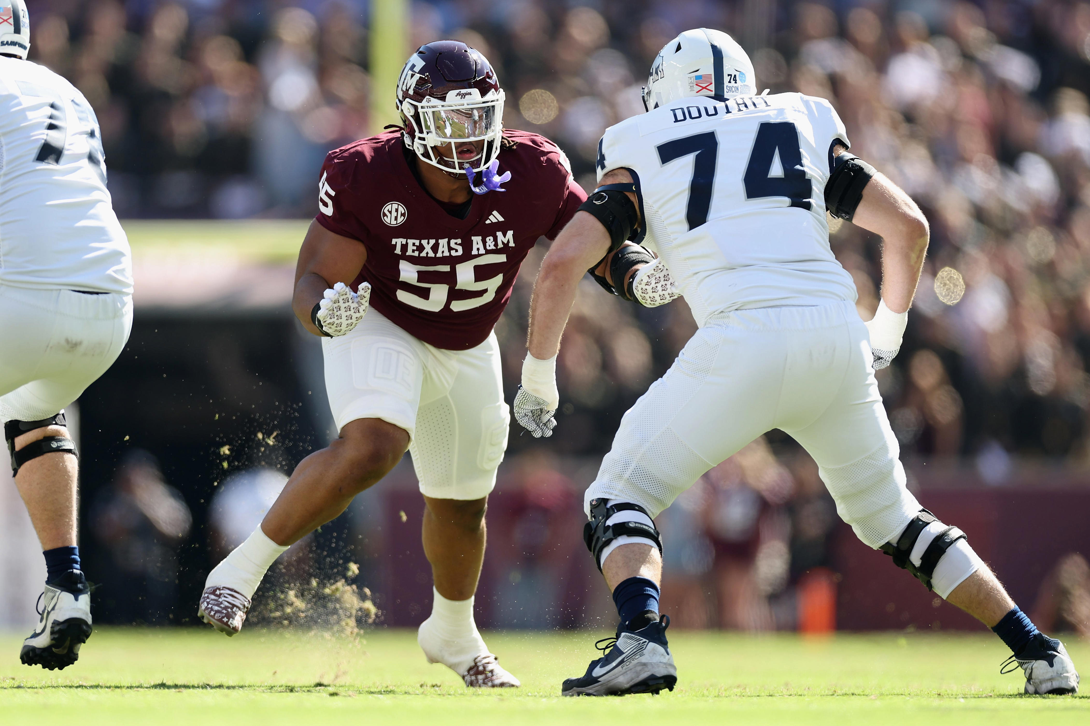 Texas A&M transfer edge stays in the SEC for 2026 destination