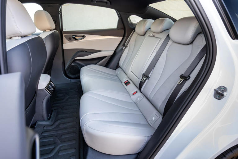 Más de 1.000 kilómetros al volante del BYD Seal 6 DM-i: Qué sorpresa!