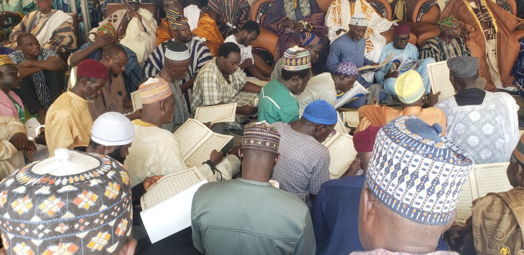 Muslim youth urged to pursue both Islamic, secular education