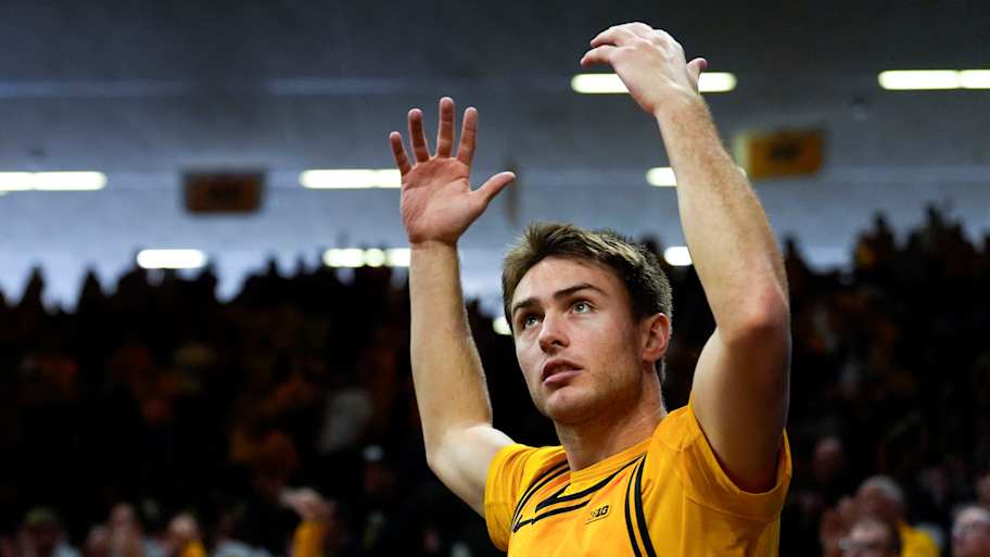 Iowa trending in wrong direction in latest bracketology