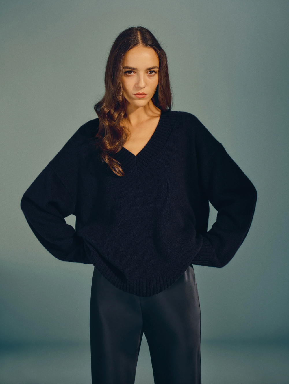 The cozy Reformation sweater Amanda Seyfried wore to a Golden Globes ...