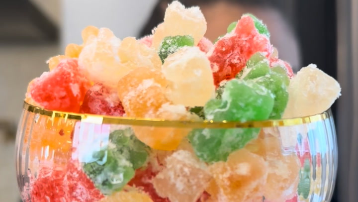 How to make champagne gummy bears