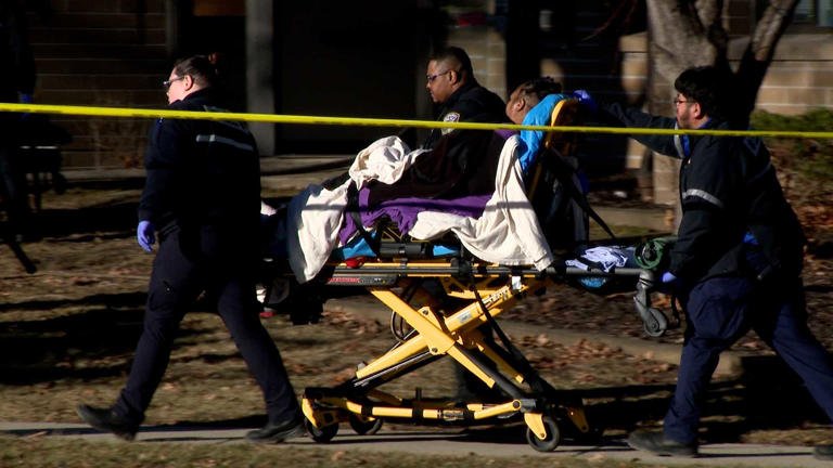 Apartment arson: Firefighters rescue people from burning senior building