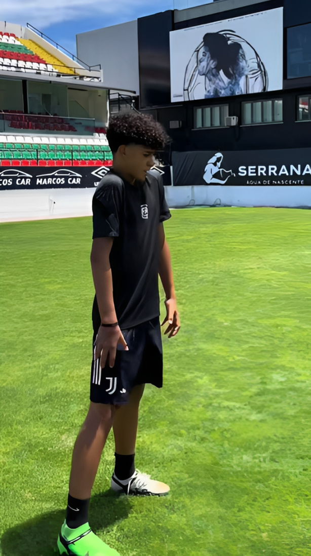 Cristiano Jr. Se Preparando para a Euro 2032