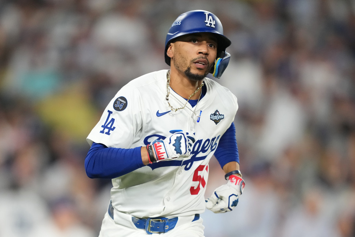 Dodgers' Mookie Betts announces off-field news on Tuesday