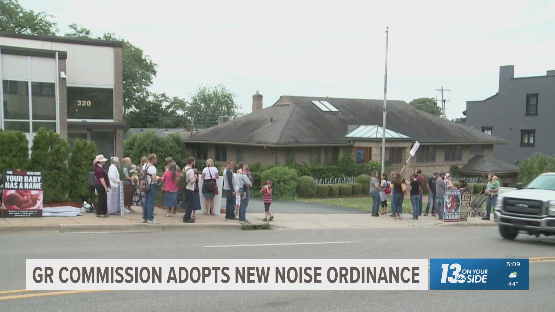 Grand Rapids adopts ordinance banning amplified sound near healthcare ...