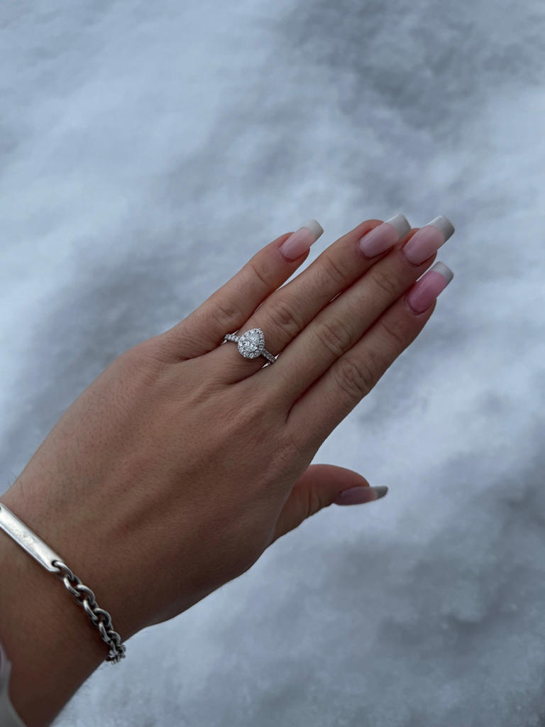 Couple drops engagement ring 118 feet into a snowbank. How they got it back