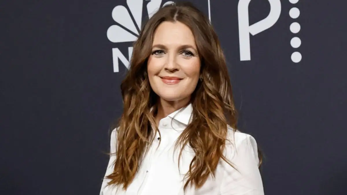 ‘The Mammy In the Background’: Drew Barrymore Thought She Removed a ...