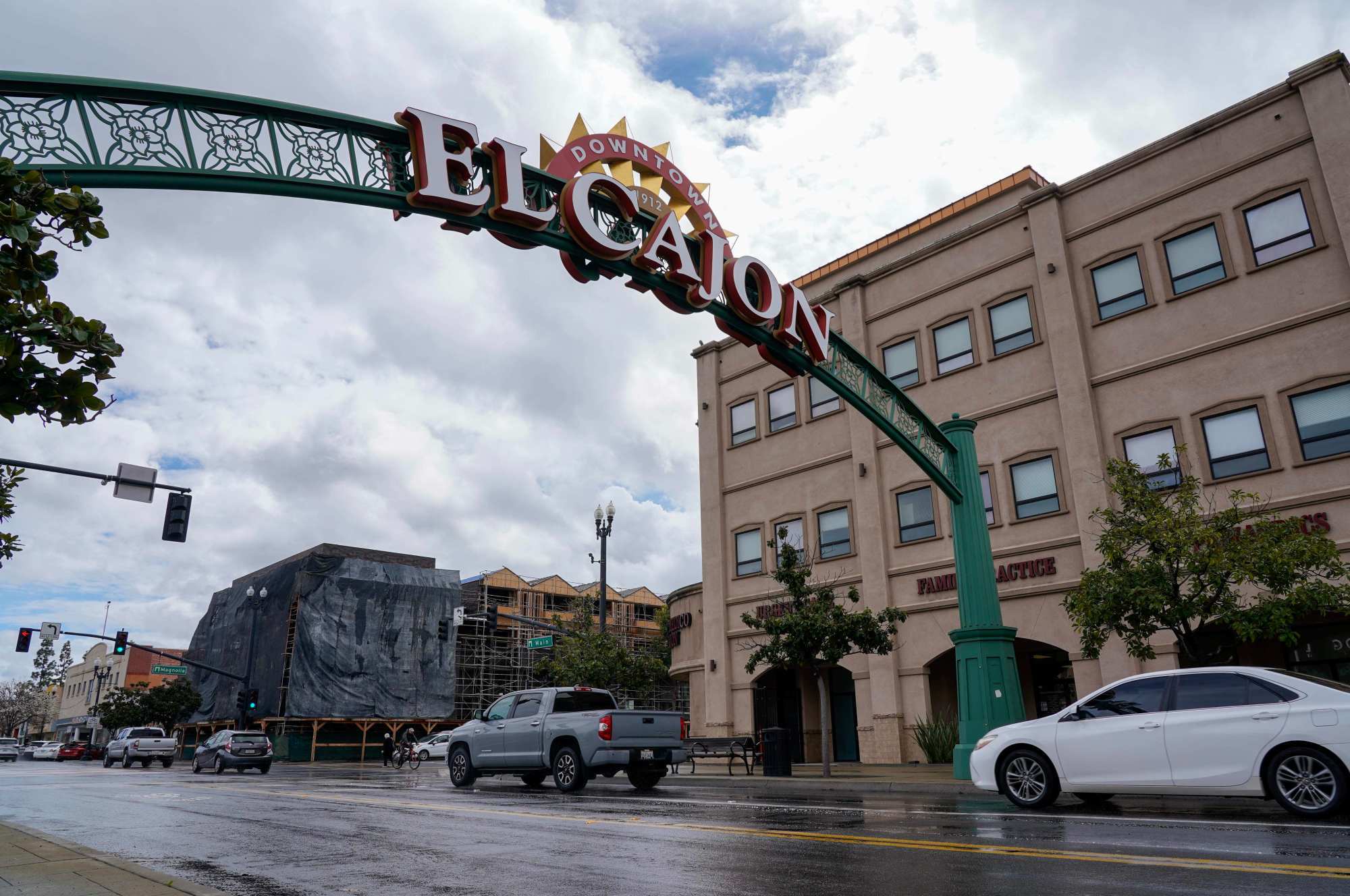 El Cajon to launch street-sweeping pilot program February