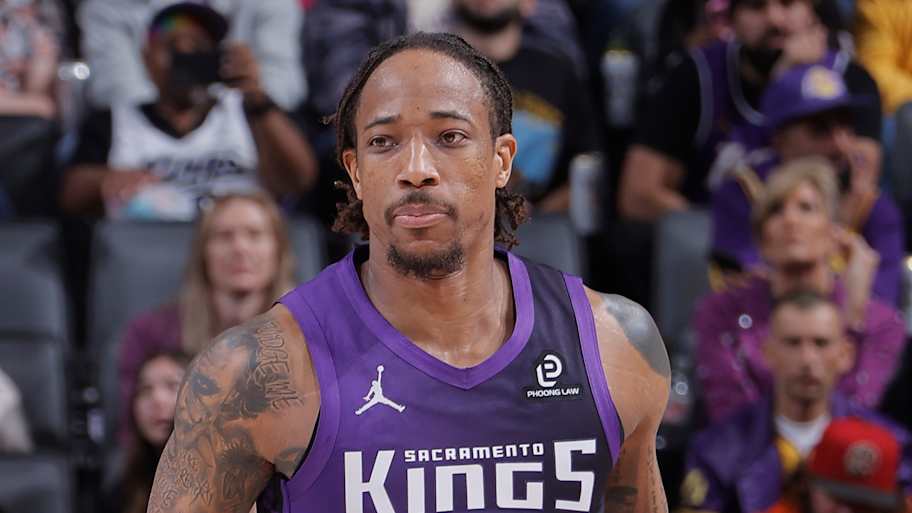 Kings' DeMar DeRozan reminded the league who he is against the Lakers