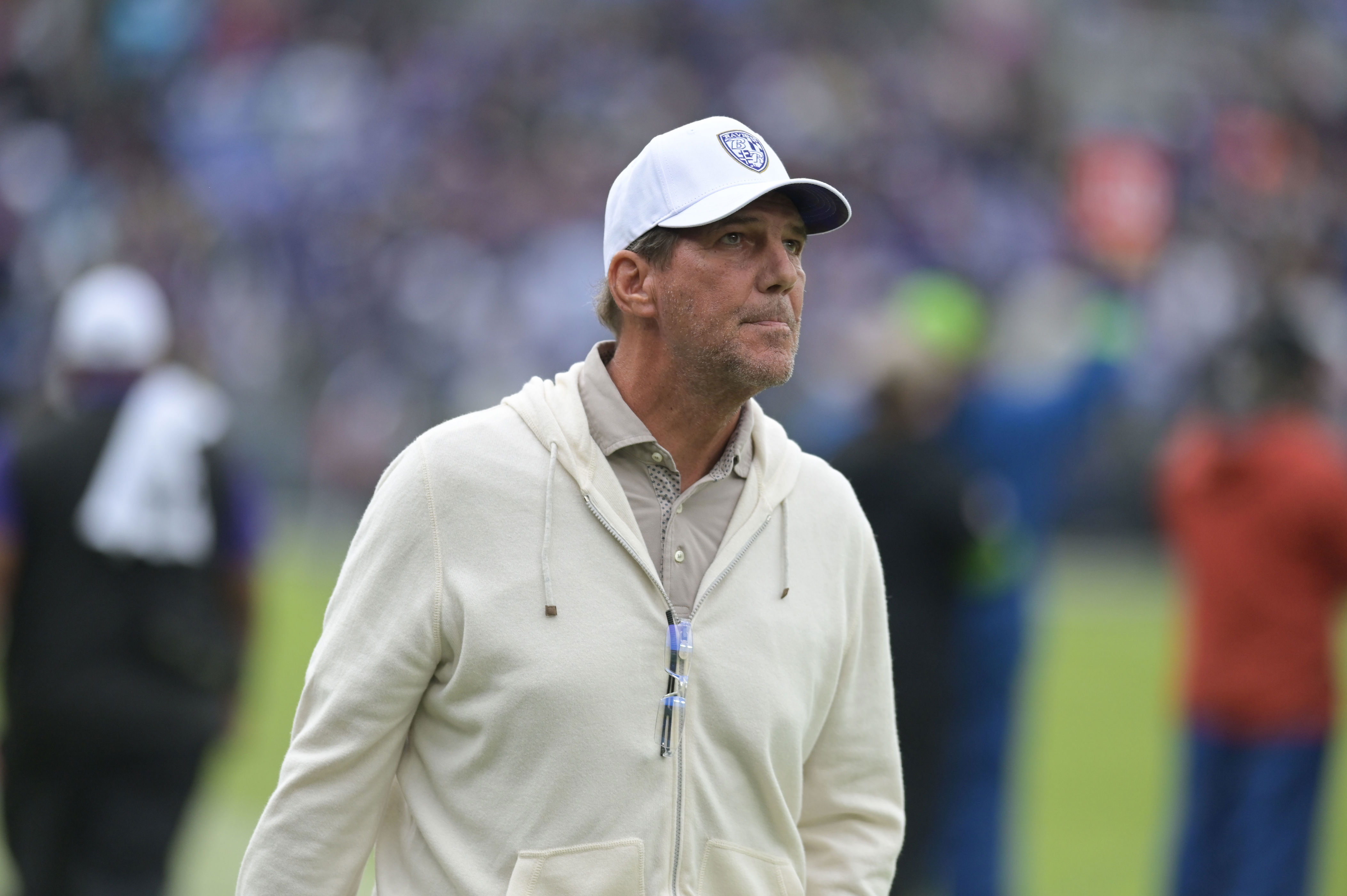 Ravens owner's 2-word response to learning Mike Tomlin news is perfect ...