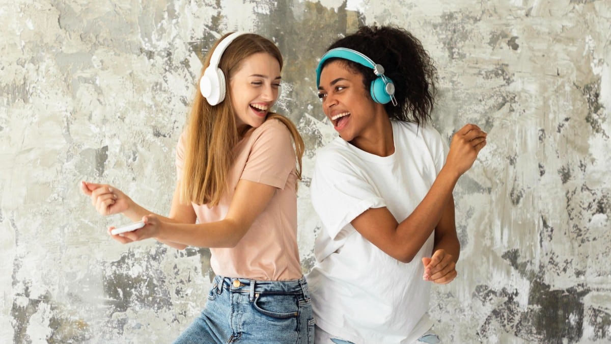 Top 10 plataformas para escuchar música online: precios, ventajas y ...