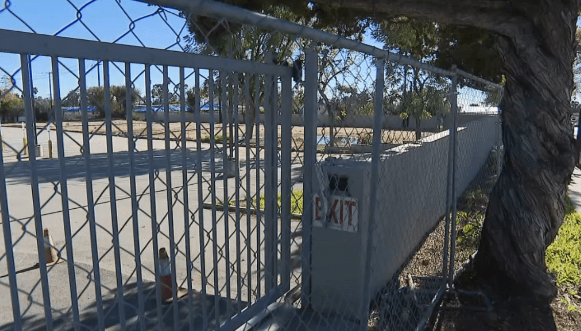 Pasadena Jewish Temple and Center vandalized 1 year after destruction ...