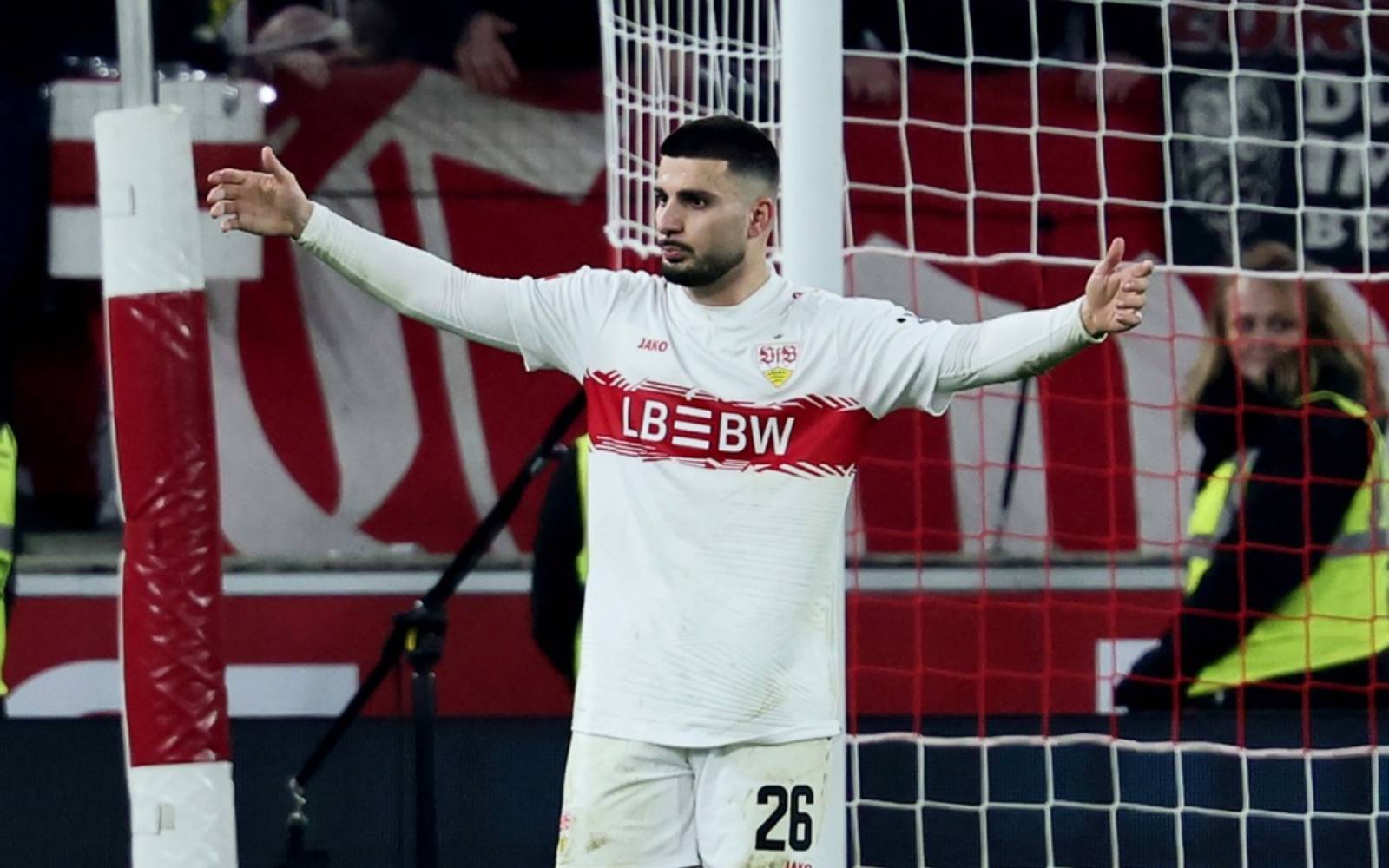 Undav scores again as Stuttgart sink Frankfurt to go third