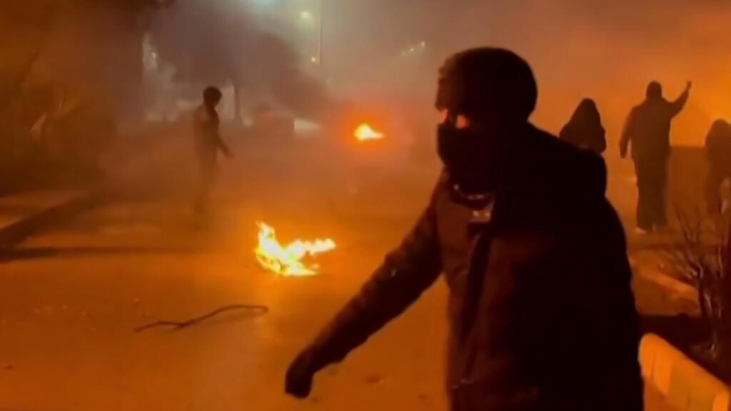 Iran protests death toll tops 2,000, activists say, in worst upheaval ...