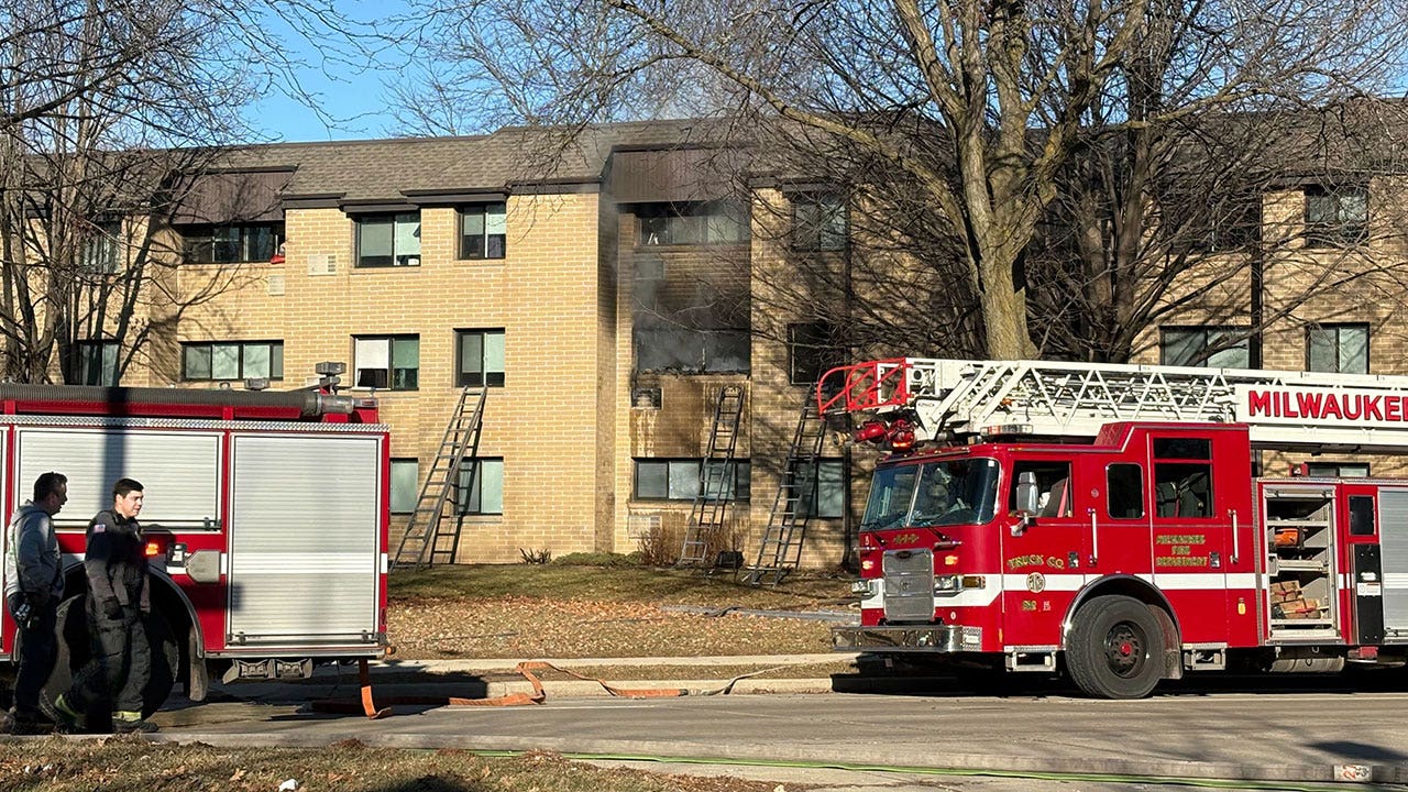 Milwaukee apartment fire; police investigate arson, dozens displaced