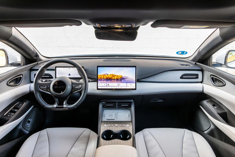 Más de 1.000 kilómetros al volante del BYD Seal 6 DM-i: Qué sorpresa!