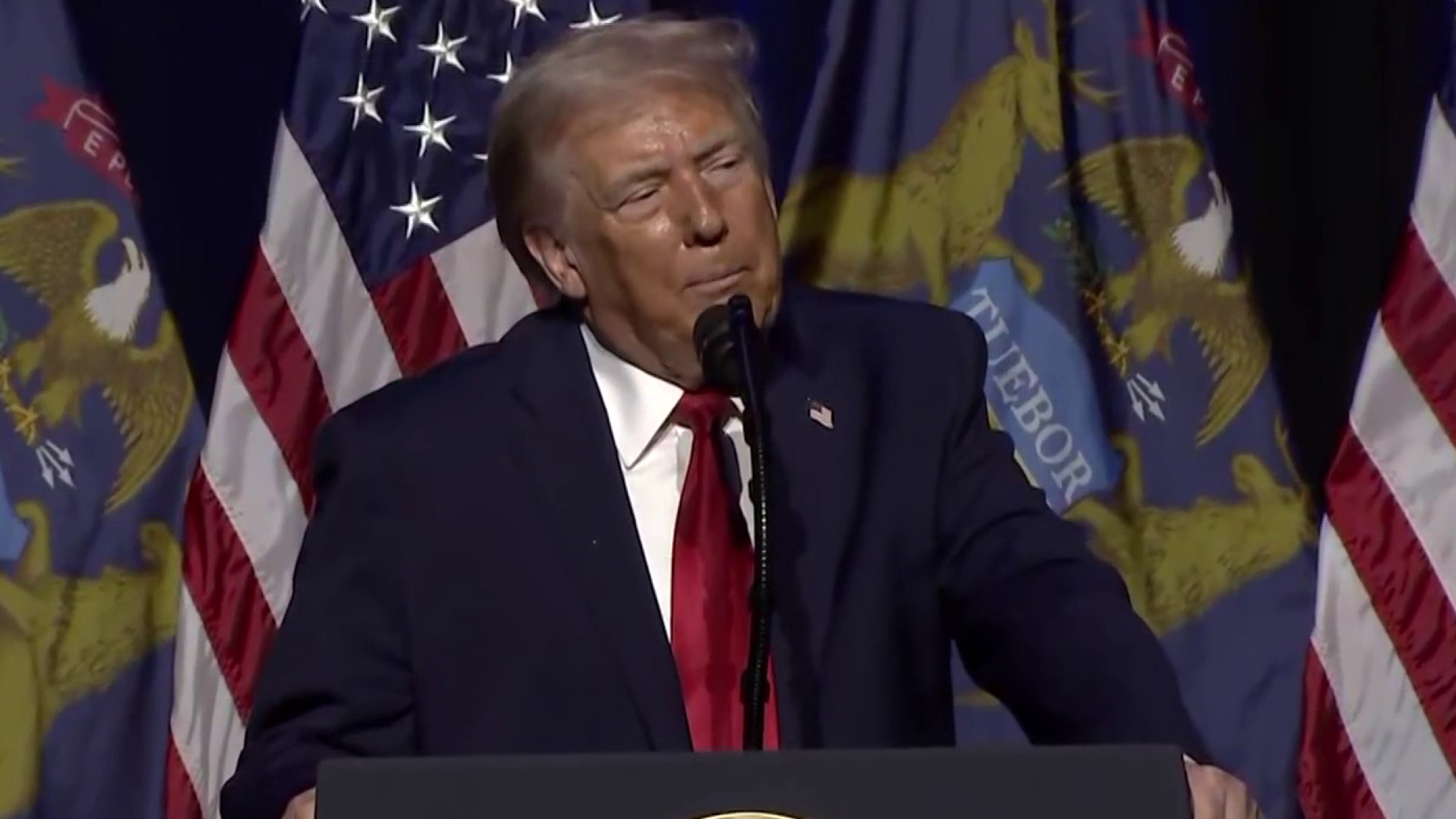 Trump 'fighting a messaging war' over the state of the economy