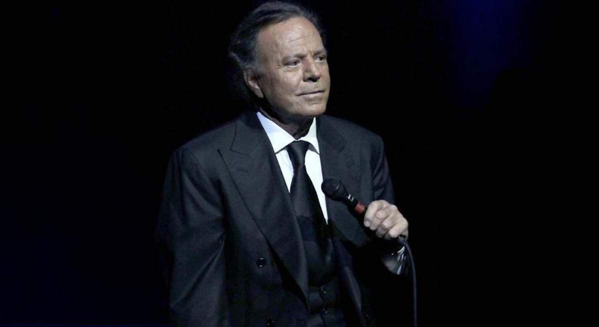 El escándalo de Julio Iglesias llega a todo el planeta y polariza las ...