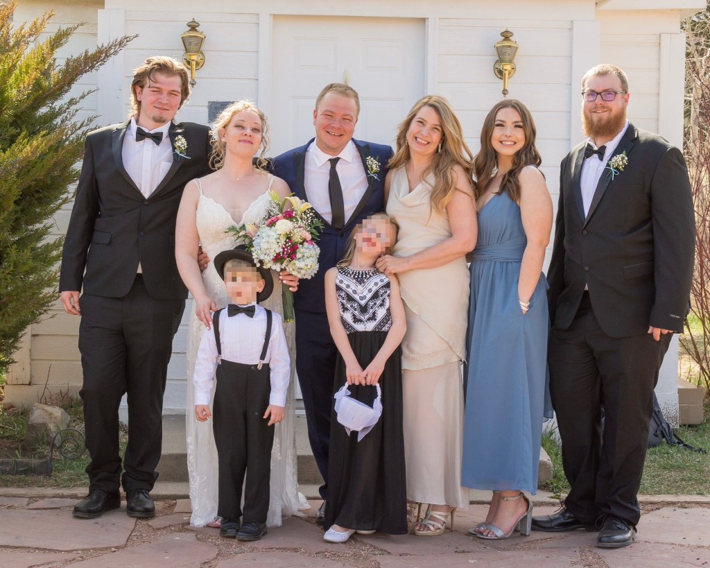 Renee Nicole Good’s family forced to deny online rumors she had ...