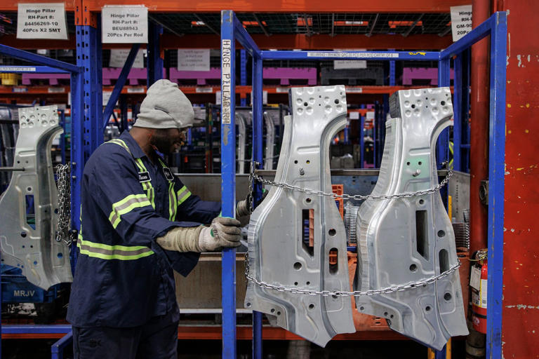 As Carney heads to China to talk trade, Ontario premier still '100% ...