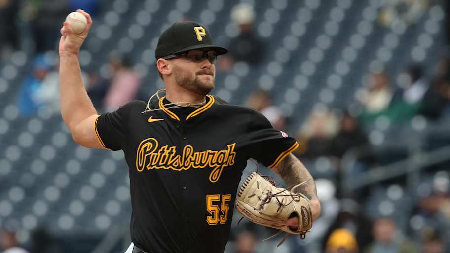 Pirates trade reliever to Phillies