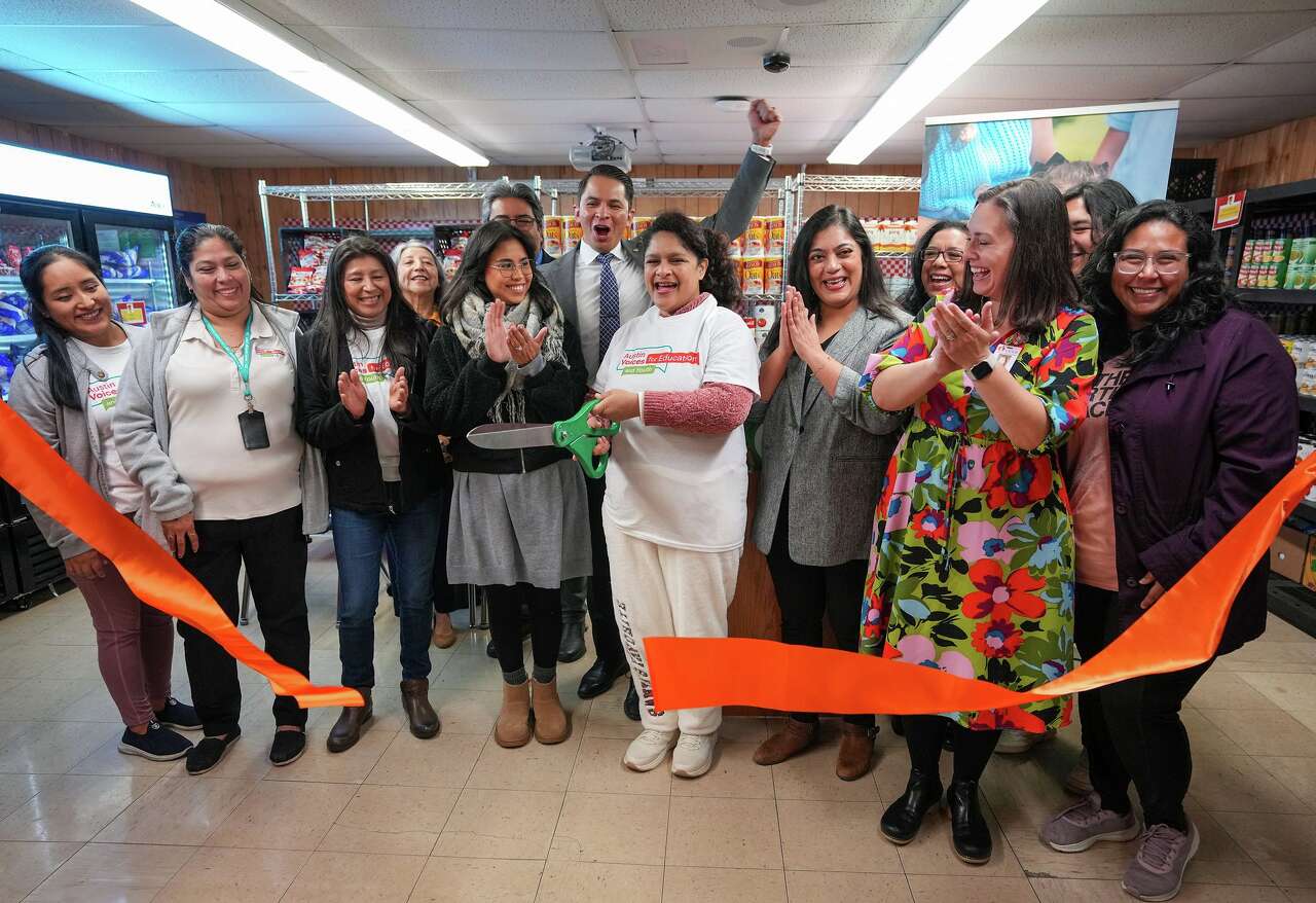 'No learning happens on an empty belly': Food pantries expand at Austin ...